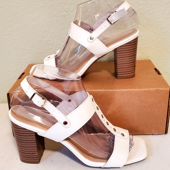 Comfort By Alexis Bendel | Shoes | Alexis Bendel Double Banded Stacked ...